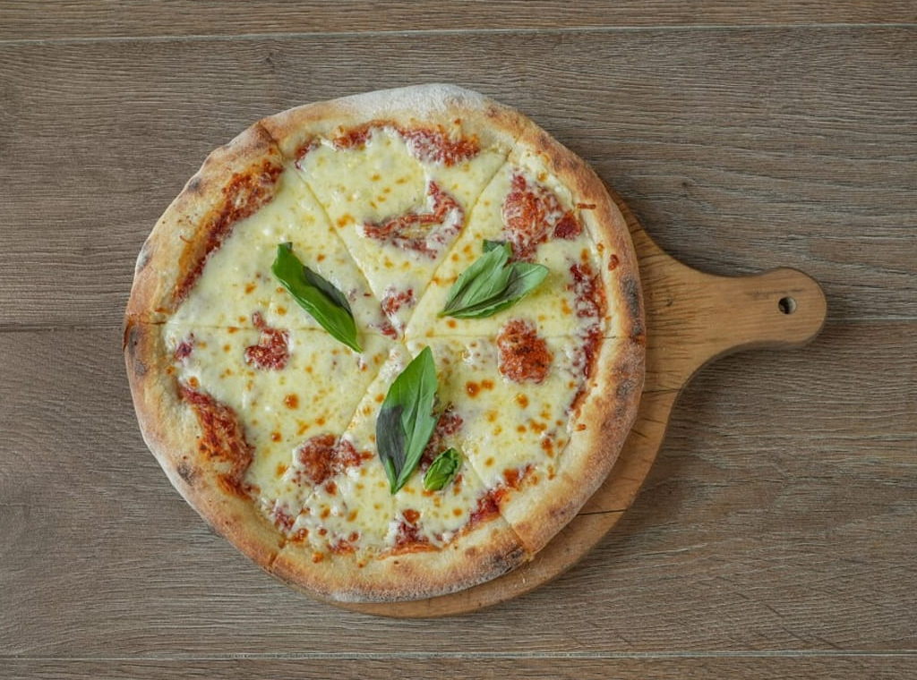 Fat Master's Pizzeria - Regular Pizza